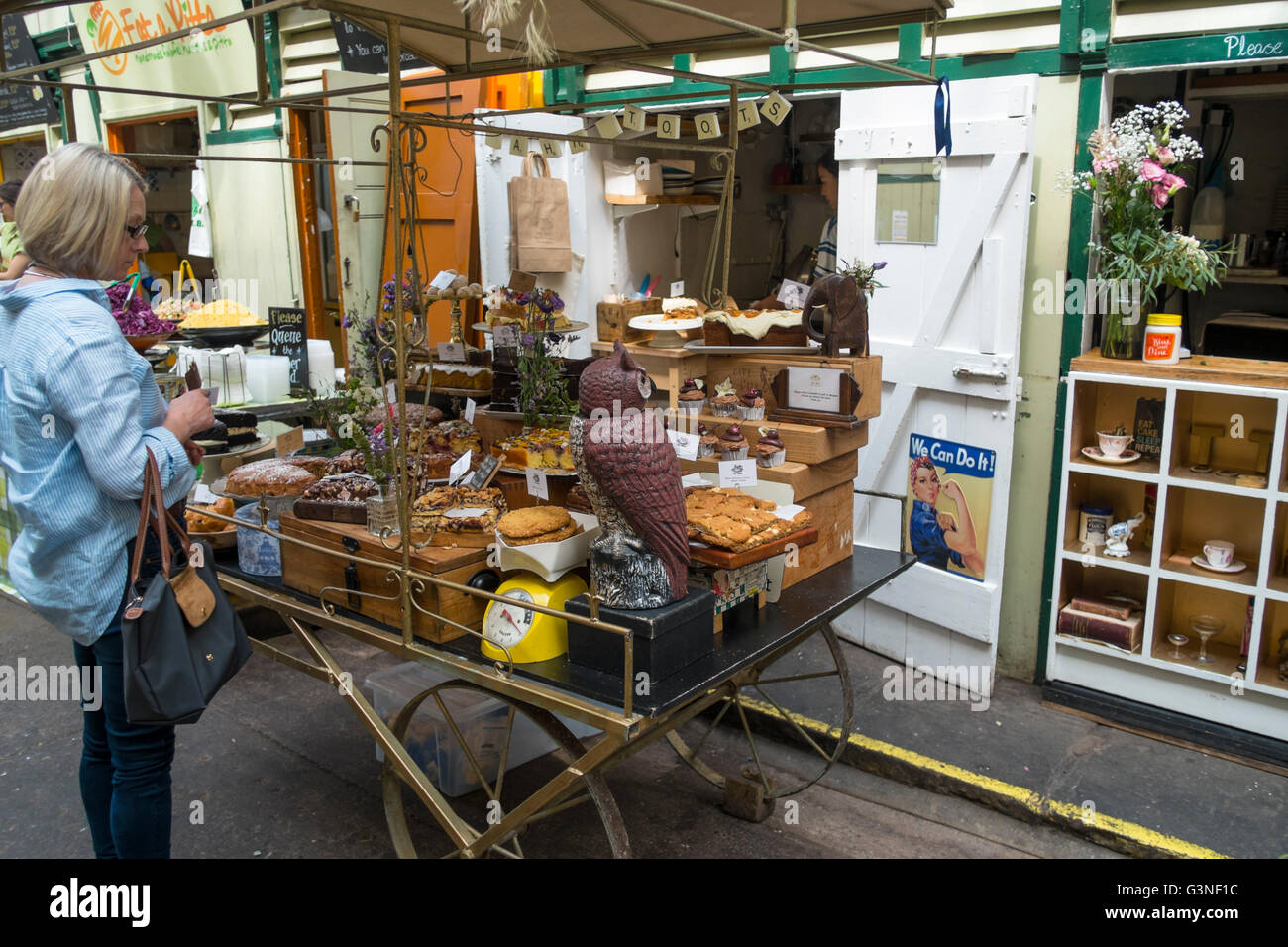 Toots hi-res stock photography and images - Alamy