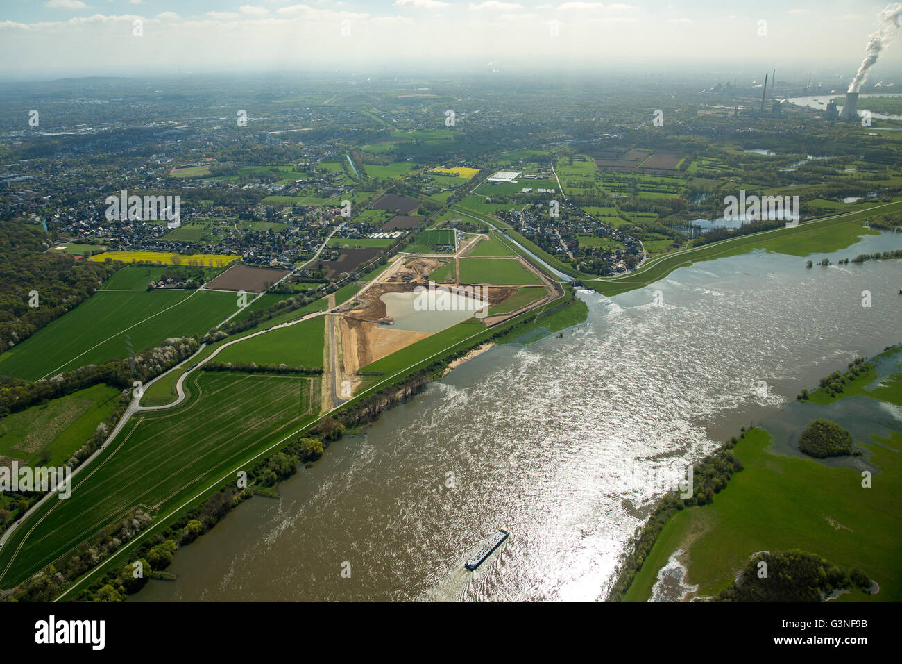 Aerial view, Emschermündung, tributary of the Rhine in the Ruhr area ...