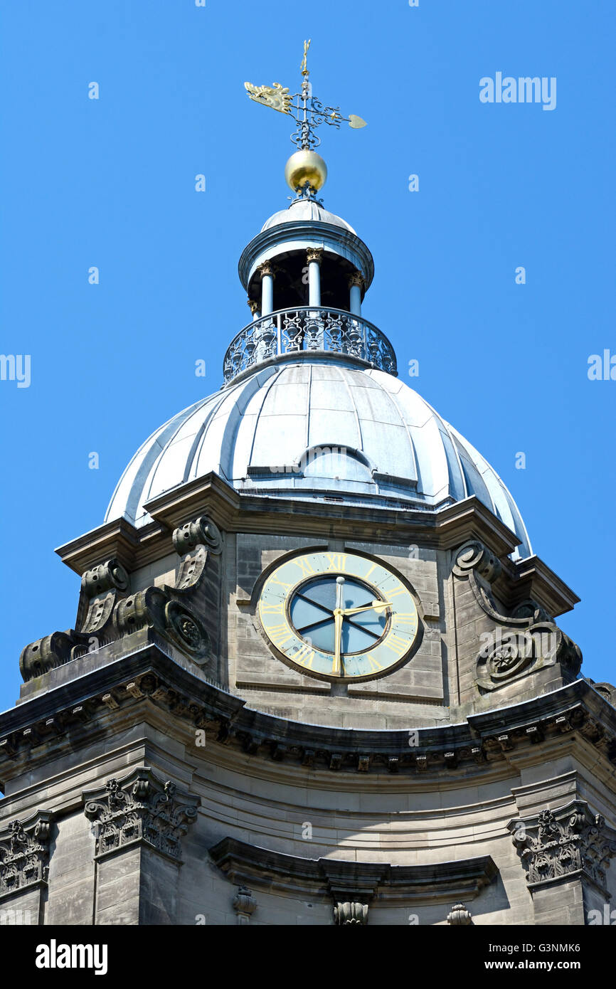 Birmingham cathedral clock tower hi-res stock photography and images ...
