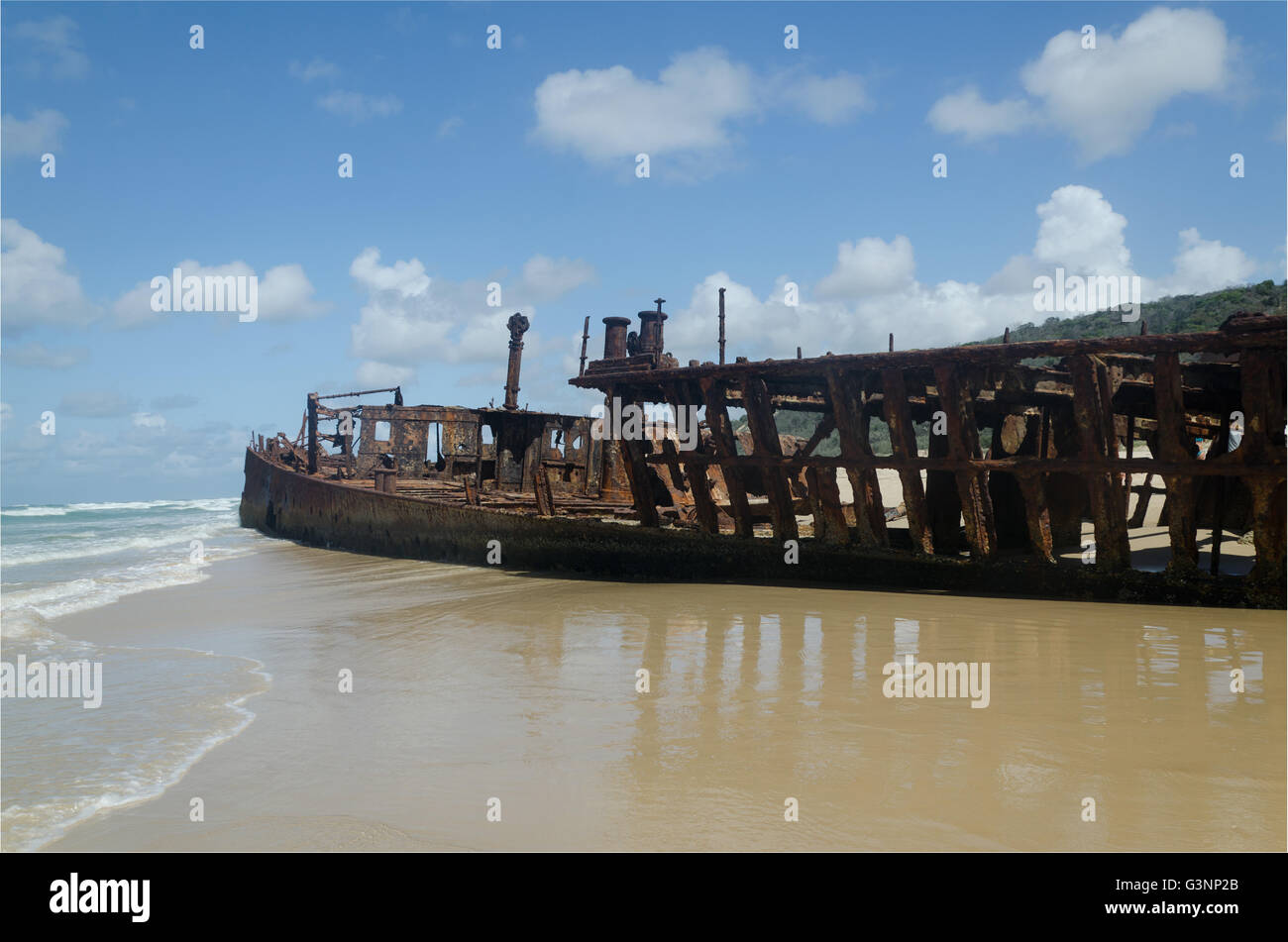 Impressive SS Maheno luxury shipwreck resting on the beach on clear ...