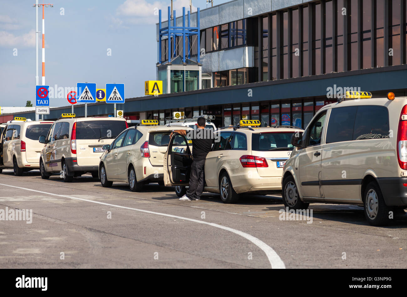 German taxi driver hi-res stock photography and images - Alamy