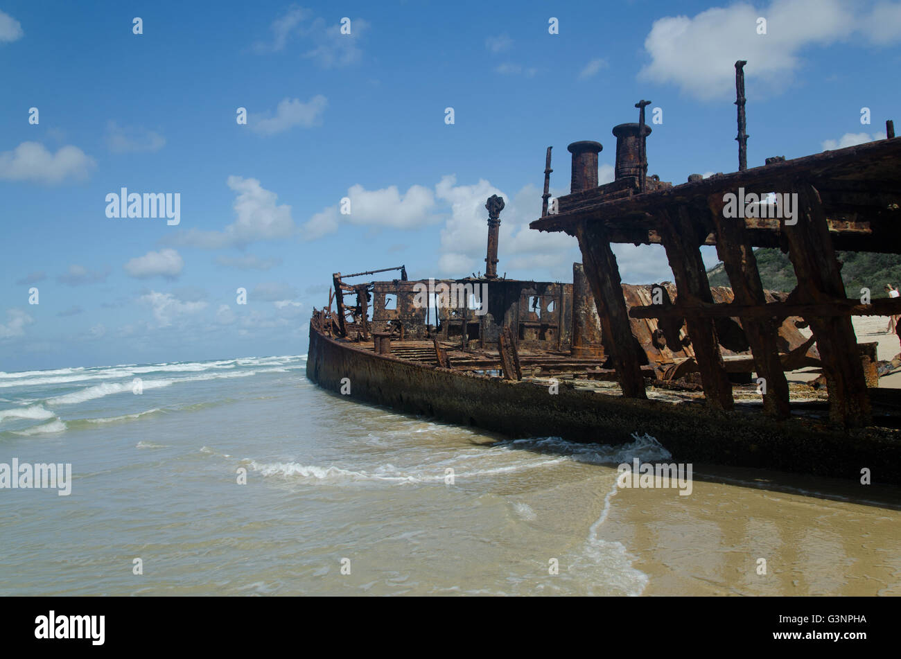 Impressive SS Maheno luxury shipwreck resting on the beach on clear ...