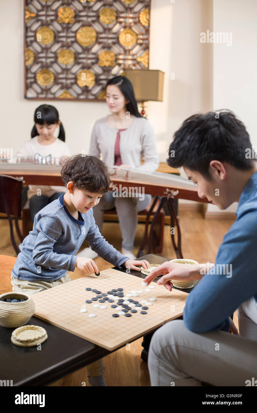Indian zither hi-res stock photography and images - Alamy