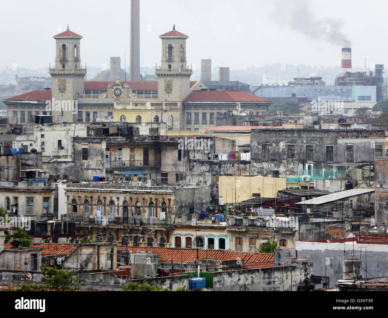 Havana cuba buildings hi-res stock photography and images - Alamy