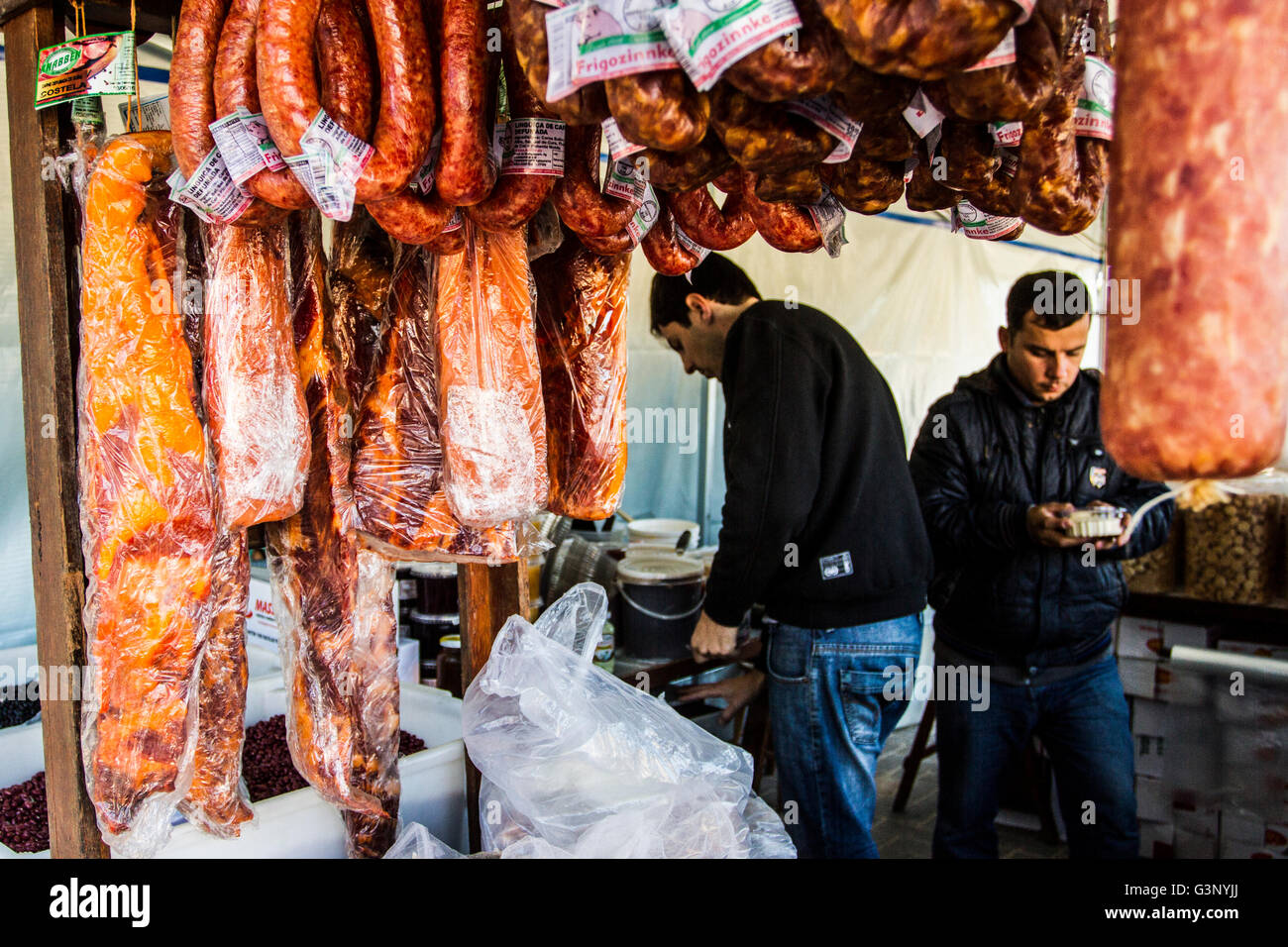 Brazilian street scene hi-res stock photography and images - Alamy