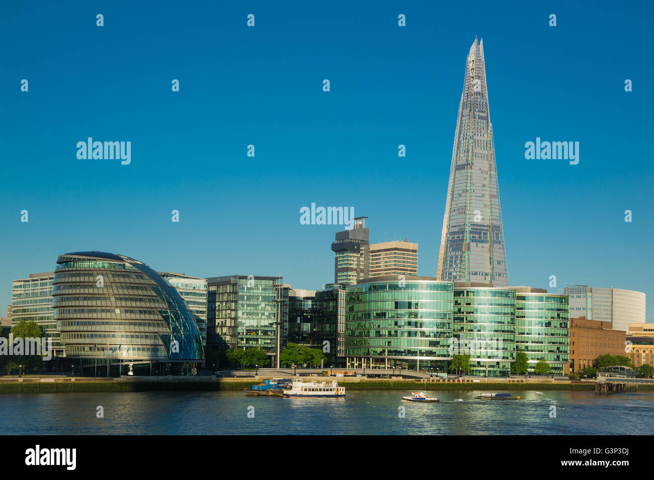 Modern day britain hi-res stock photography and images - Alamy