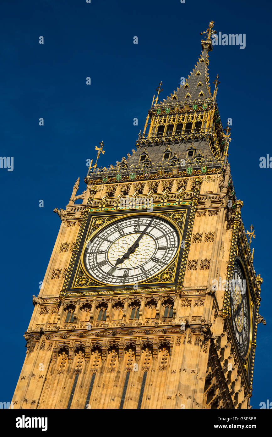 Big ben closeup hi-res stock photography and images - Alamy