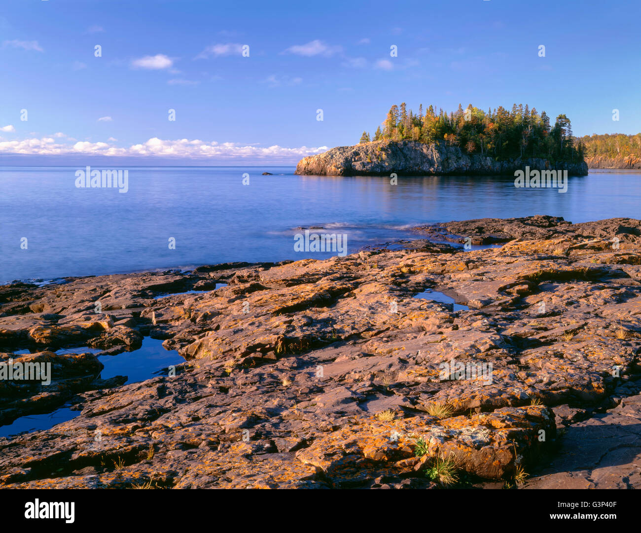 USA, Minnesota, Split Rock Lighthouse State Park, Rocky, lichen-covered ...