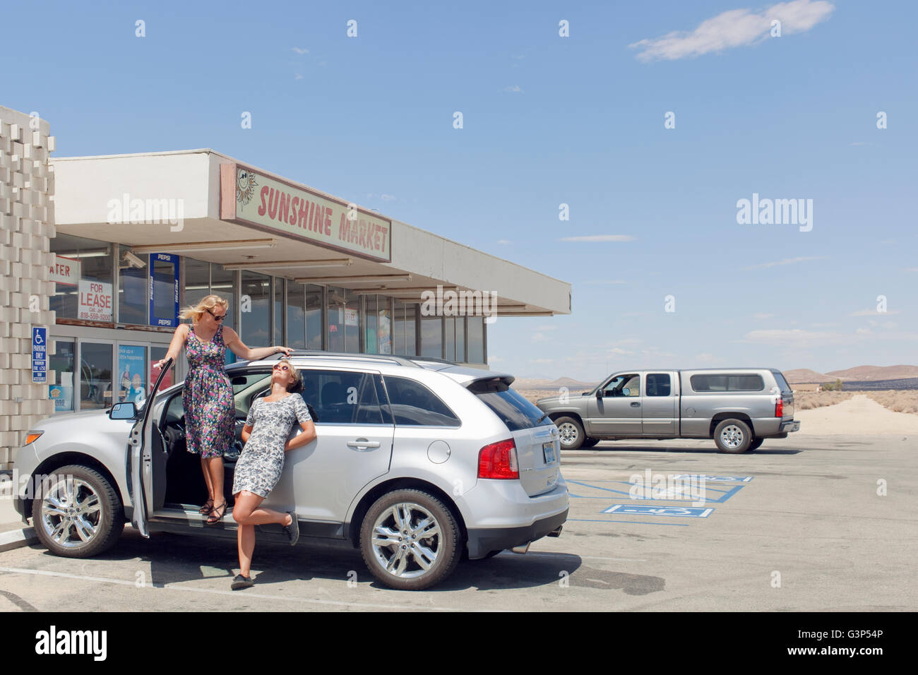 Land of friends hi-res stock photography and images - Alamy