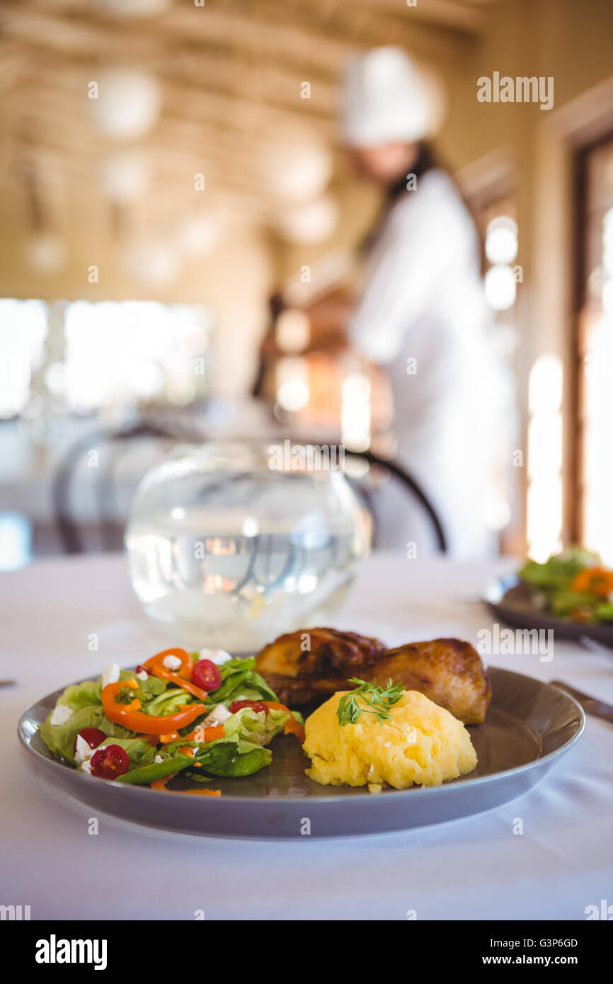 Food service plate dish hi-res stock photography and images - Alamy