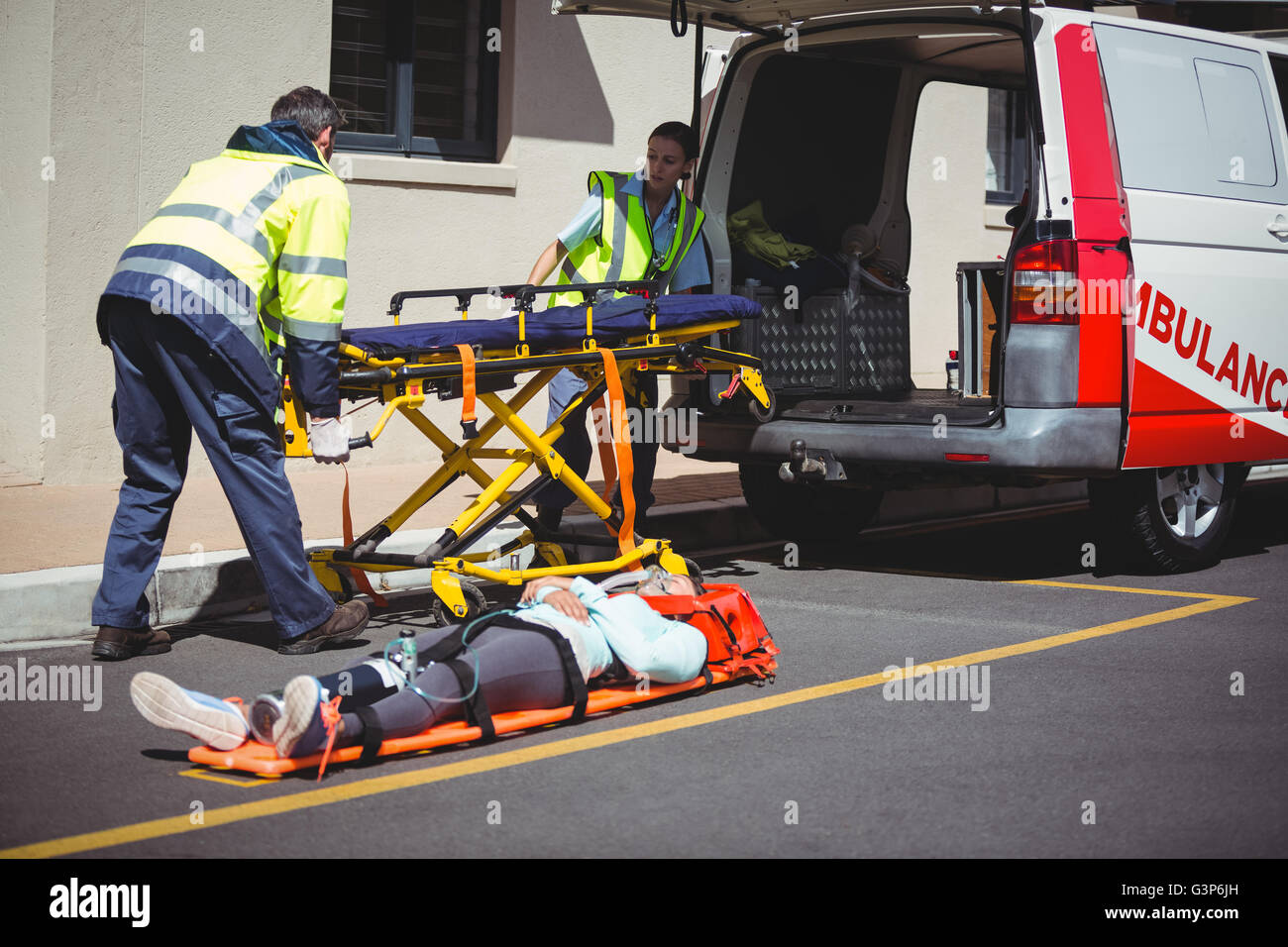 Ambulance equipment hi-res stock photography and images - Alamy