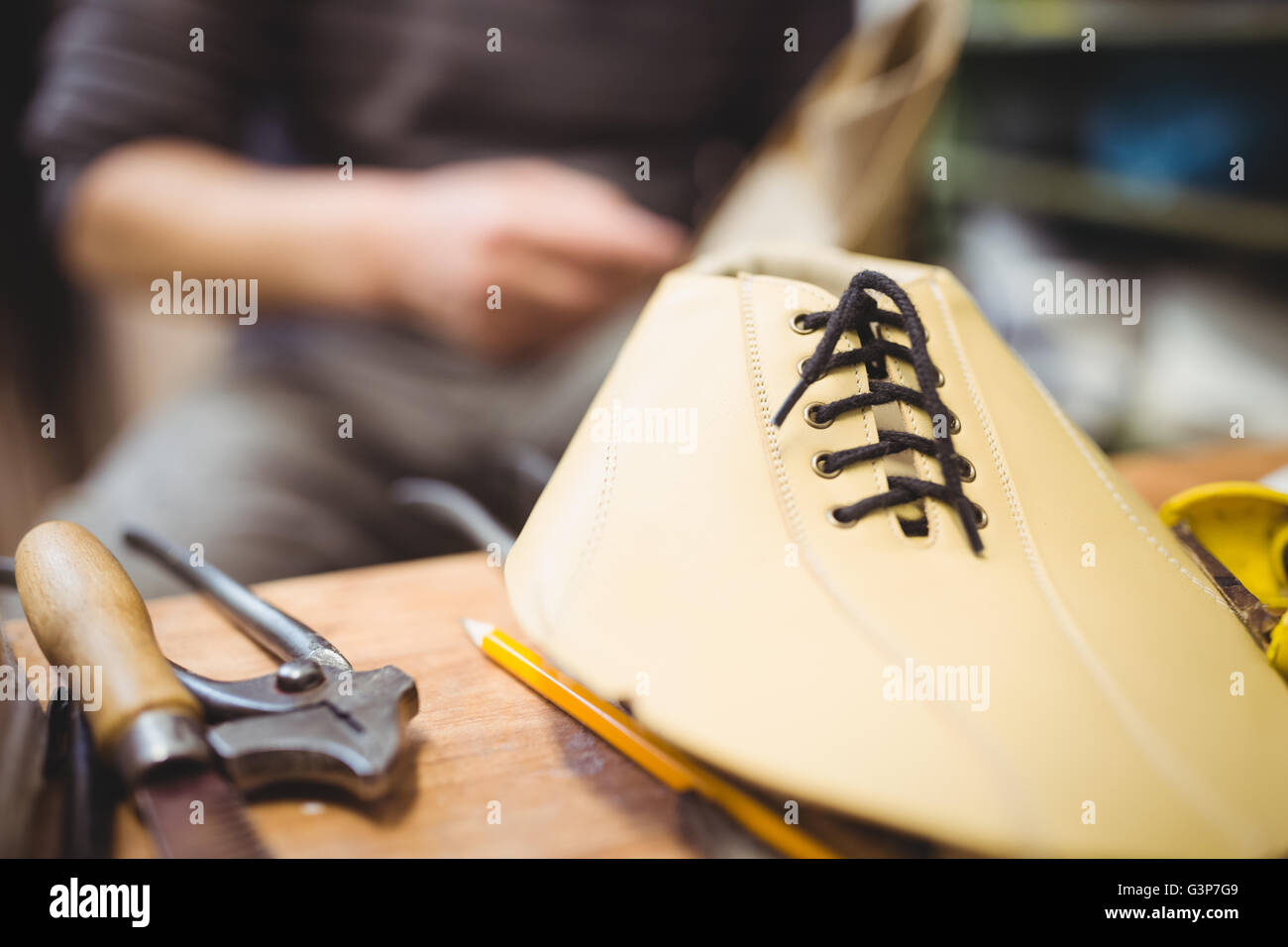 Shoe making tools hi-res stock photography and images - Alamy