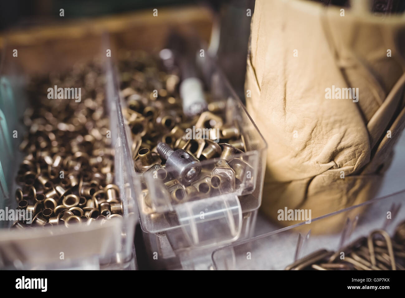 Box of nuts hi-res stock photography and images - Alamy