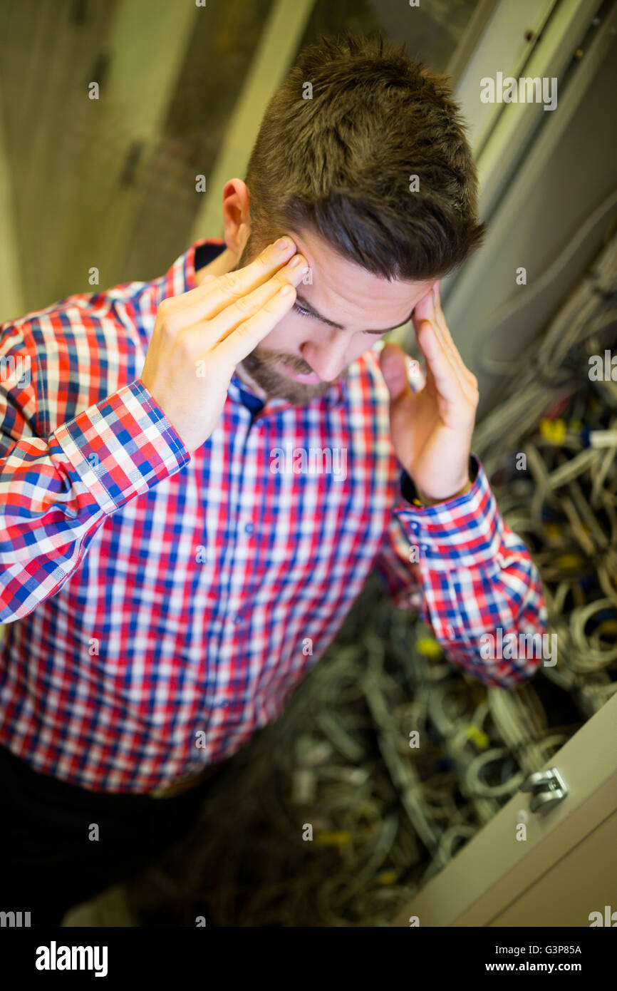 Server maintenance hi-res stock photography and images - Alamy