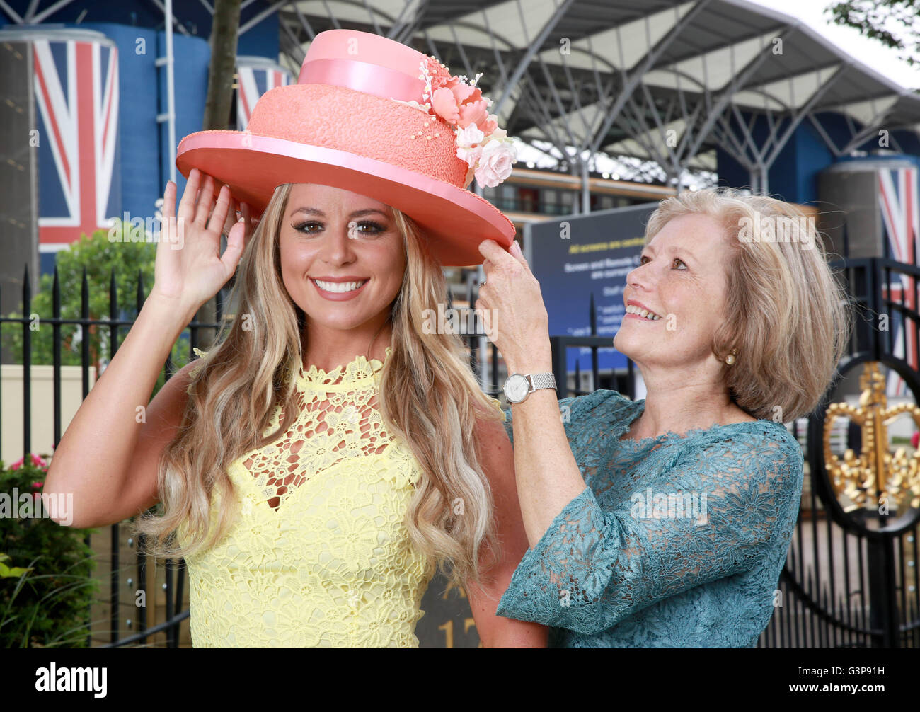 Carly baker hi-res stock photography and images - Alamy