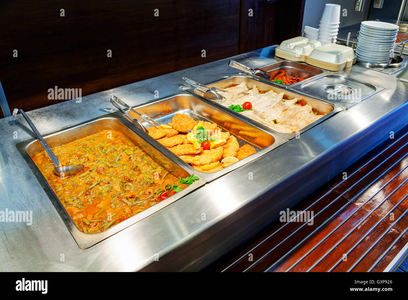 Canteen self service food display plate hi-res stock photography and ...