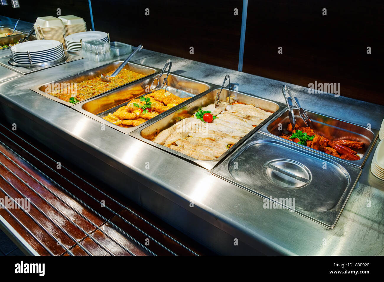 Canteen self service food display plate hi-res stock photography and ...