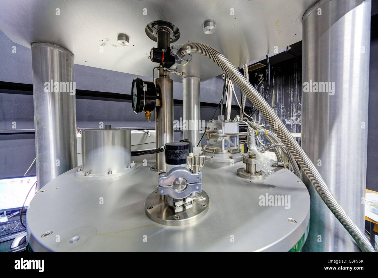 Detail of stainless steel machinery in physics laboratory Stock Photo ...