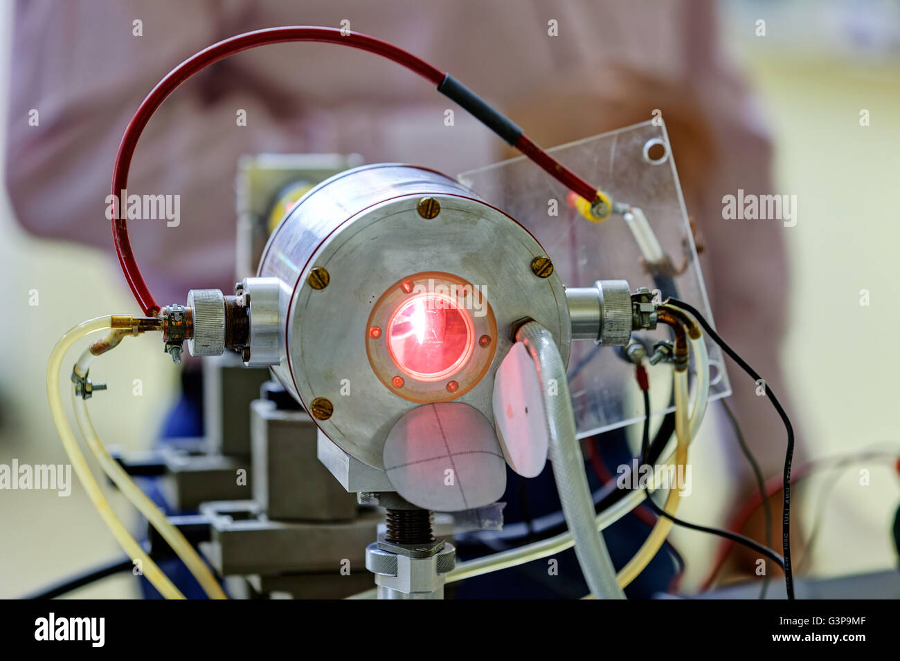 Red laser on optical table in physics laboratory Stock Photo - Alamy