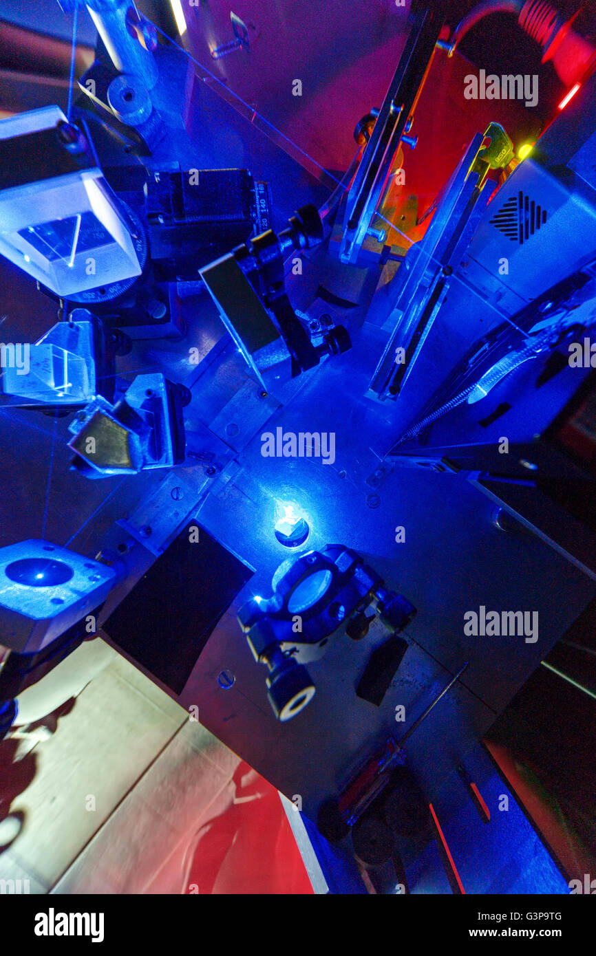Blue laser on optical hi-res stock photography and images - Alamy