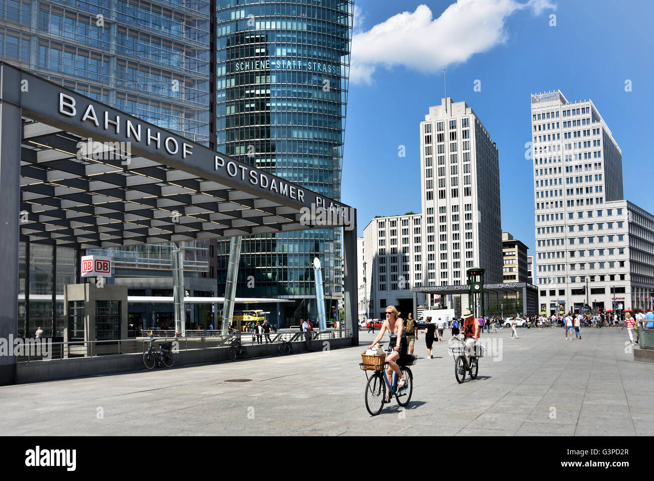 Bahnhof Potsdamer Platz High Resolution Stock Photography and Images ...