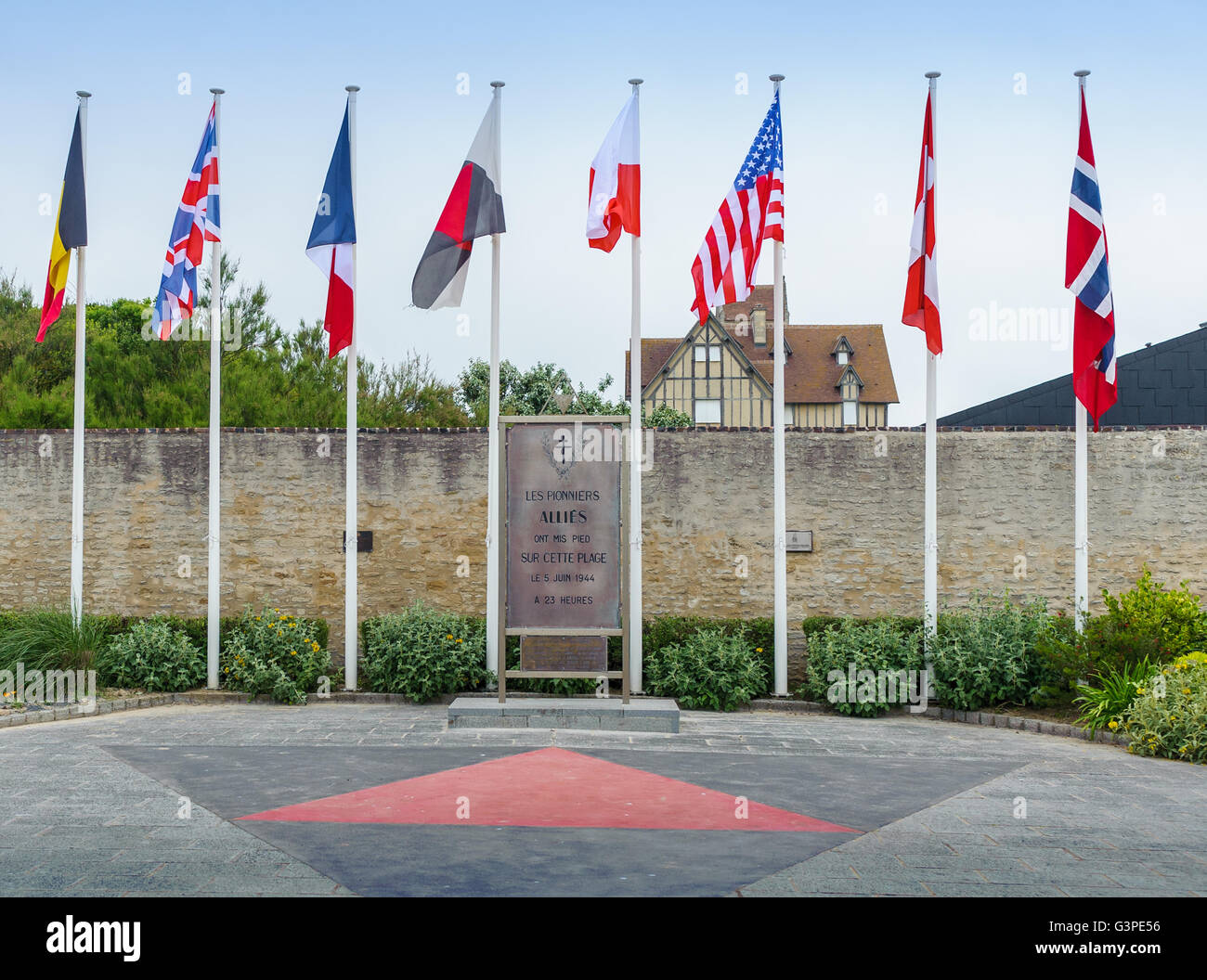 Sword Beach, Normandy, France - Memorial to 3rd (United Kingdom ...