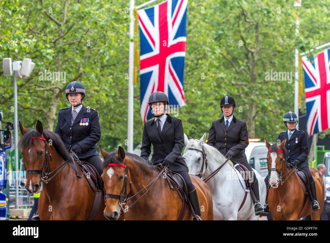 Met Police Officers On Horseback London High Resolution Stock ...