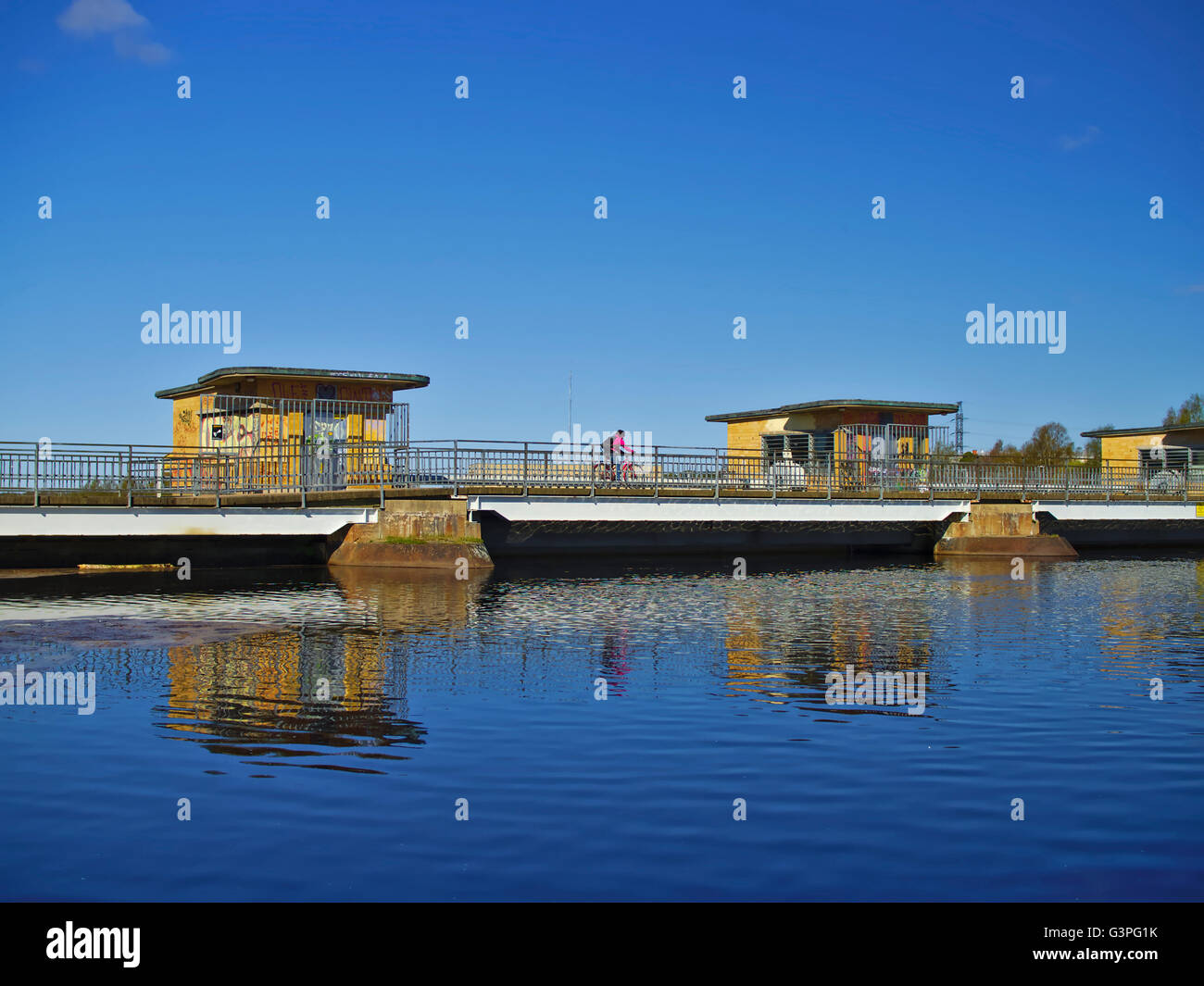 Hydroelectric Dam Bridge Stock Photo - Alamy