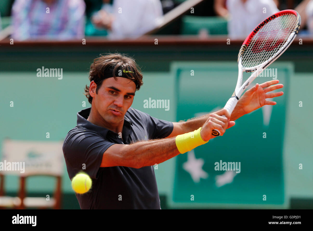 Roger federer action photos hi-res stock photography and images - Alamy