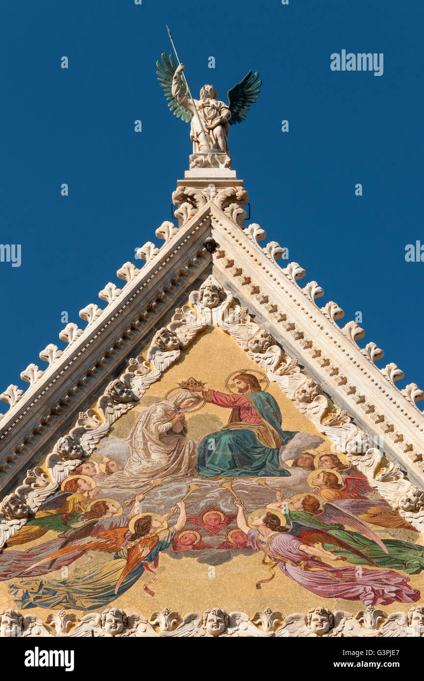 Gable of facade of Cathedral of Siena, Duomo di Siena with Mosaic ...