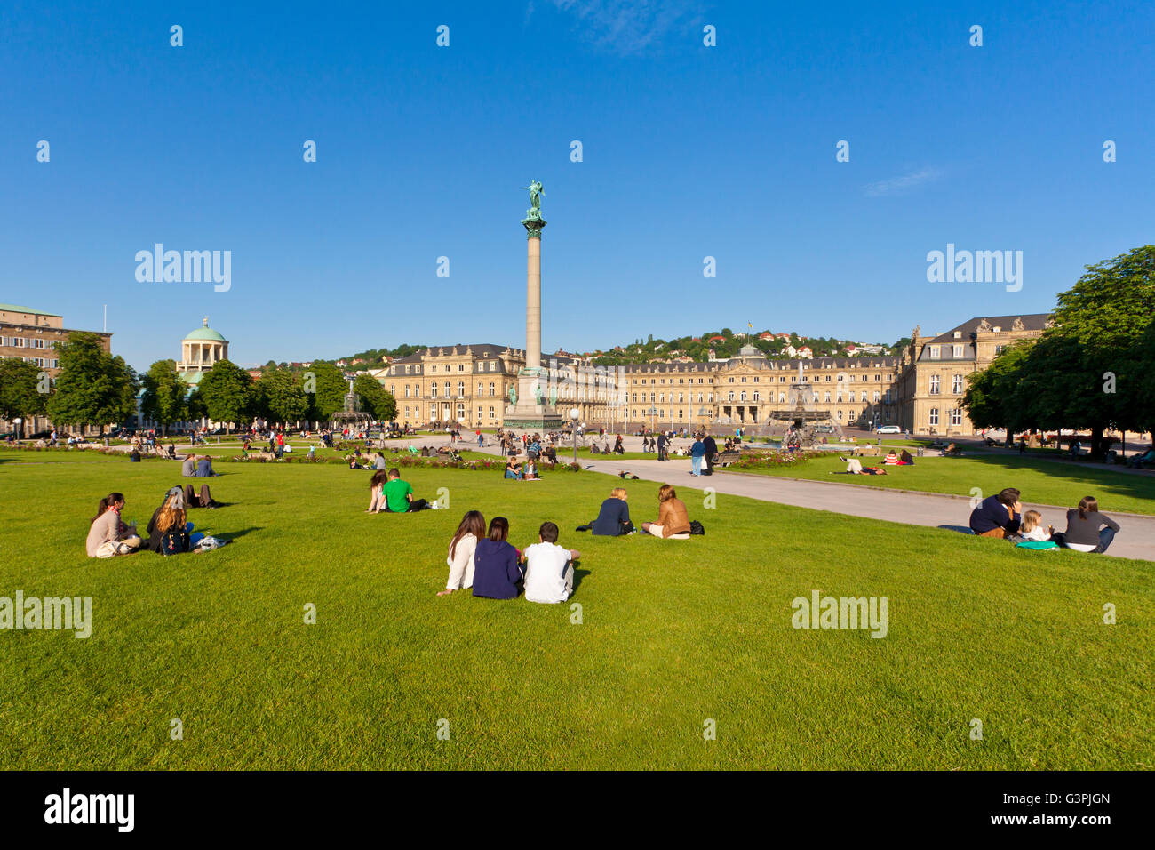 Schlossplatz square, Neues Schloss Castle, New Palace, Jubilee Column ...