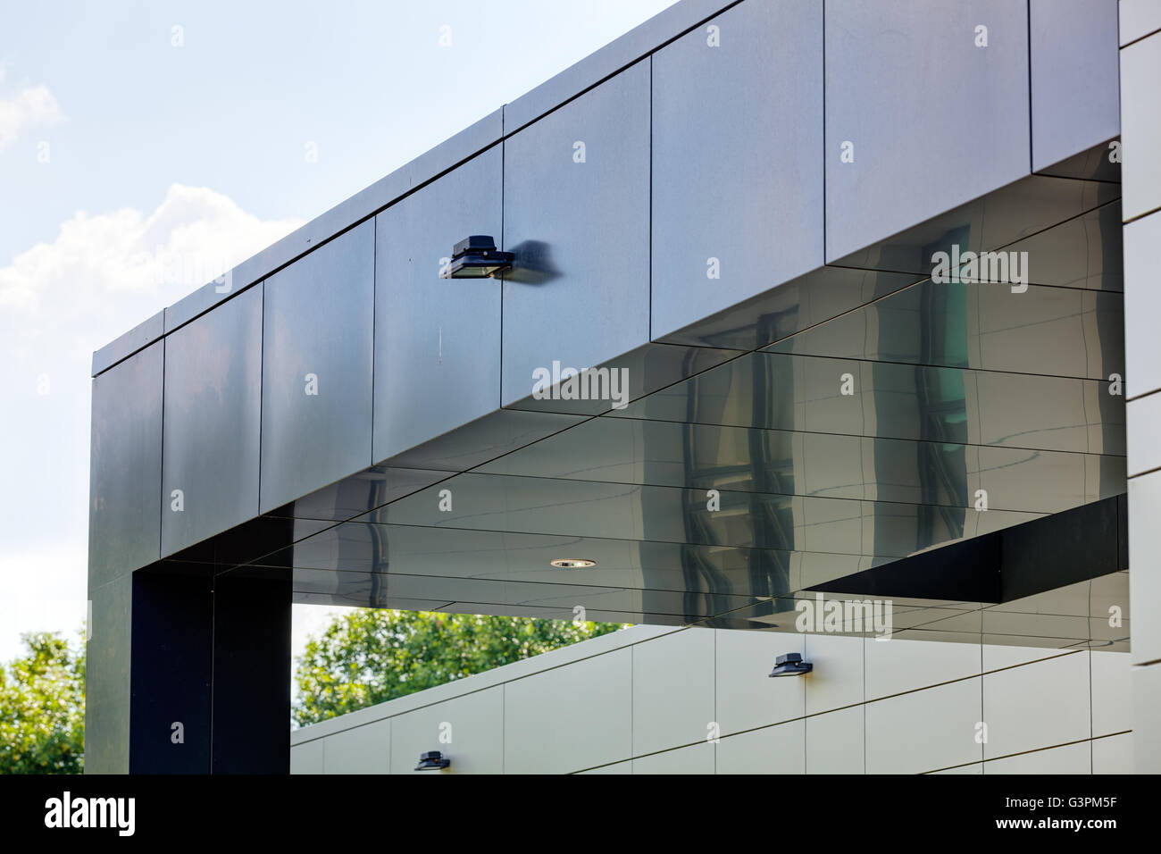 details of aluminum facade and aluminum panels Stock Photo - Alamy