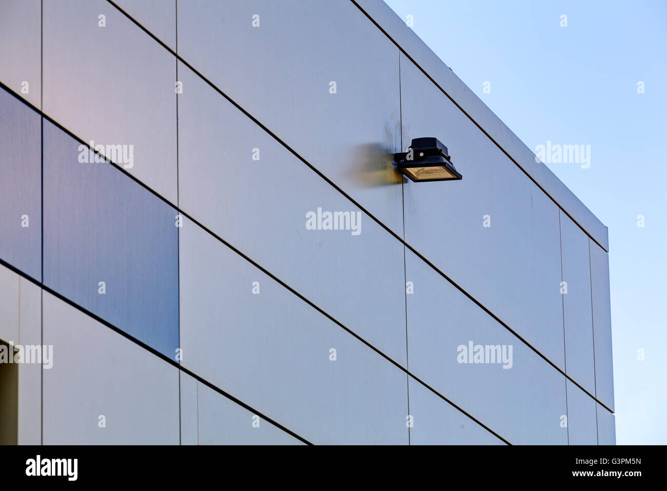 details of aluminum facade and aluminum panels Stock Photo - Alamy