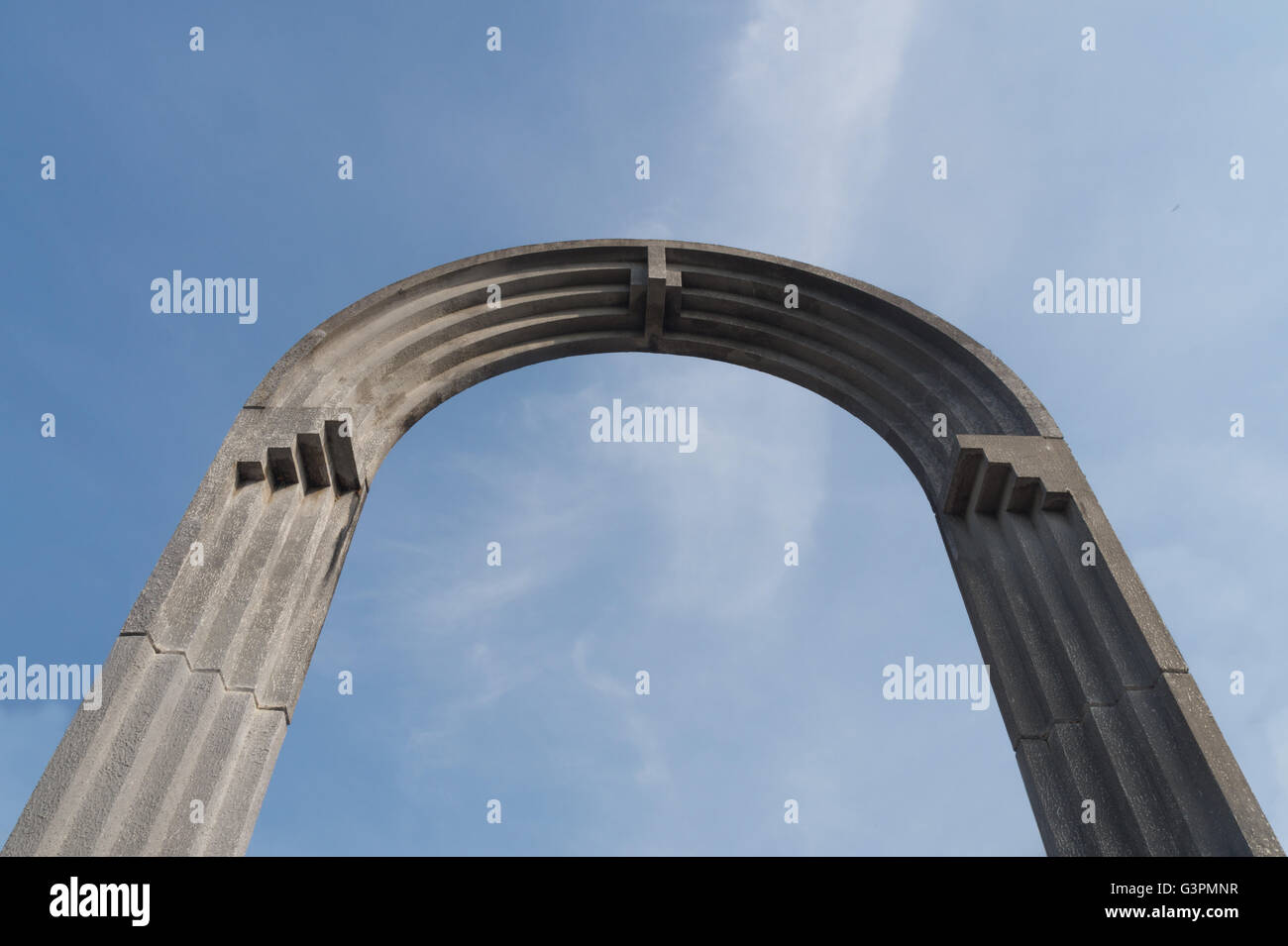 Round pillar hi-res stock photography and images - Alamy