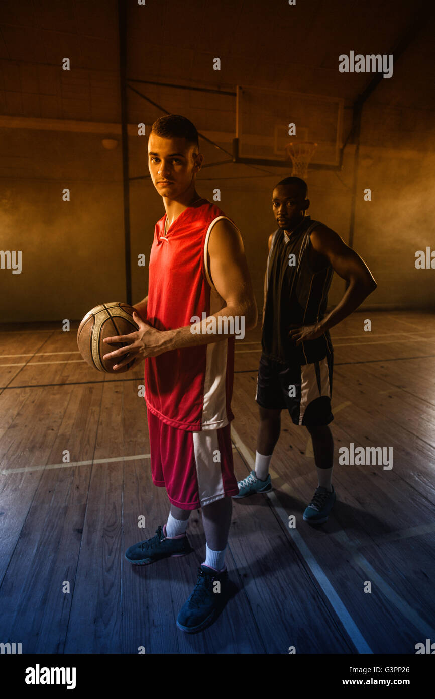 Portrait basketball players hi-res stock photography and images - Alamy