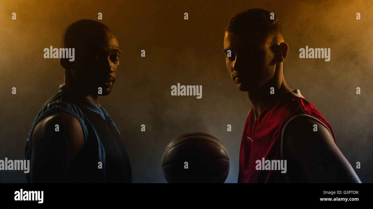 Basketball players playing shoes hi-res stock photography and images ...