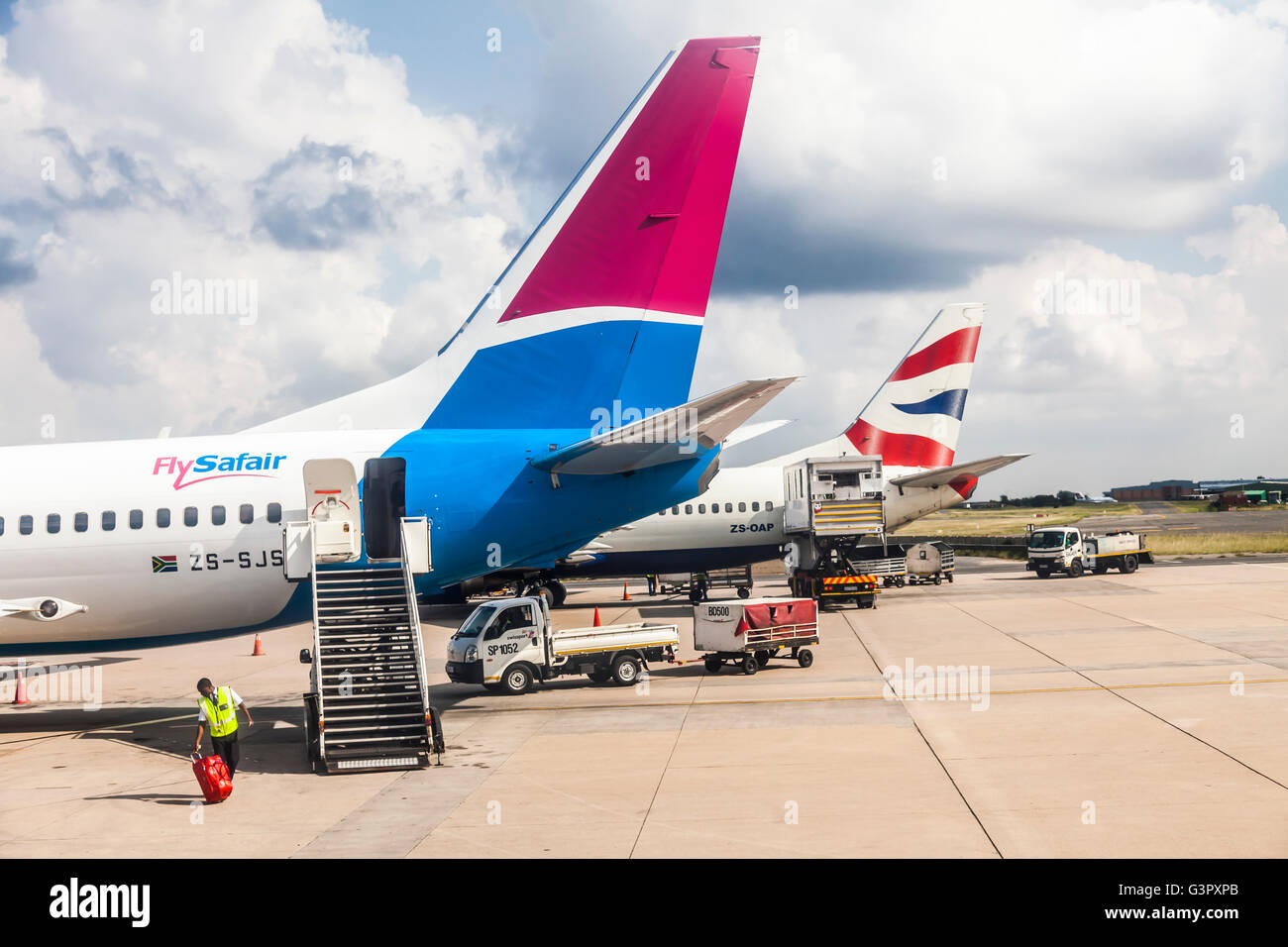 Boeing 737 84 hi-res stock photography and images - Alamy