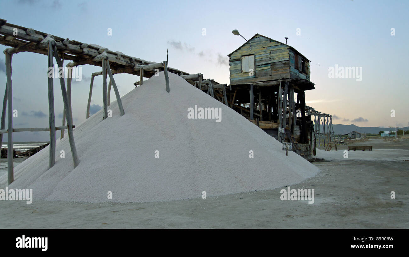Salt refinery hi-res stock photography and images - Alamy