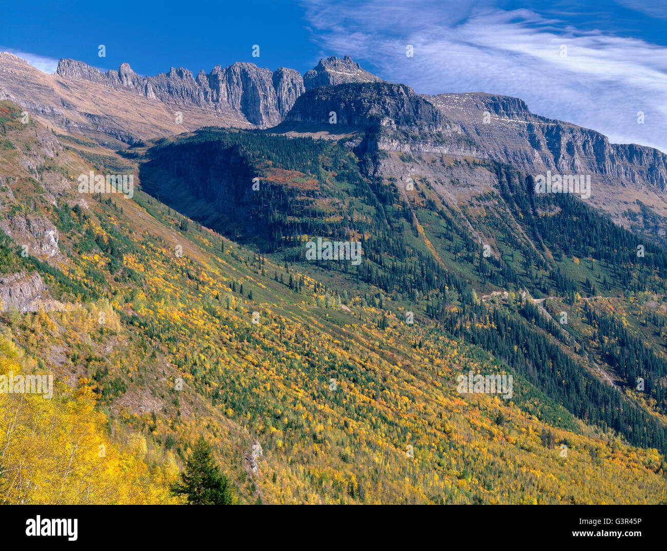 USA, Montana, Glacier National Park, Peaks of the Garden Wall and ...