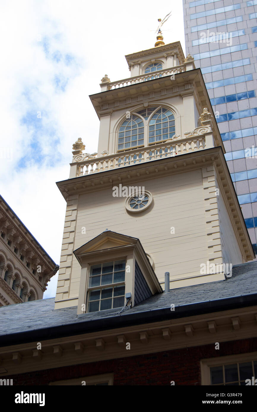 Boston historical state house Stock Photo - Alamy