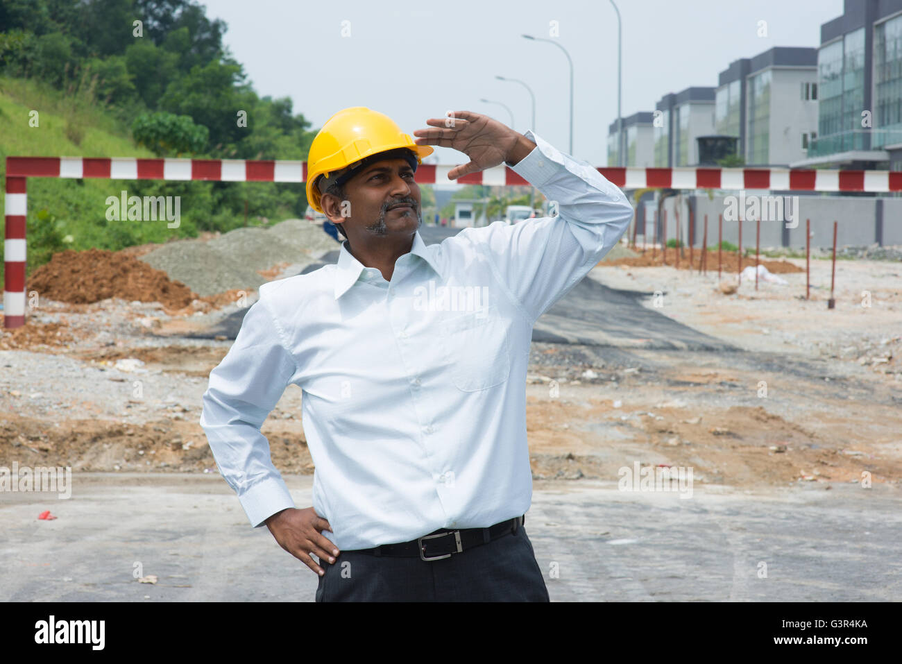 indian construction worker at site Stock Photo - Alamy