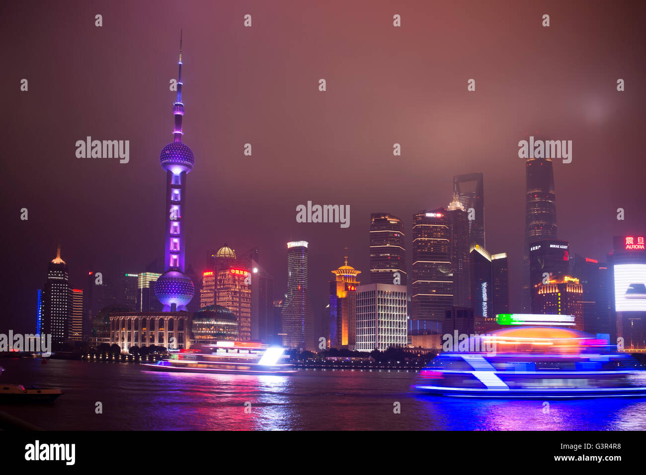 The bund shanghai spring festival hi-res stock photography and images ...