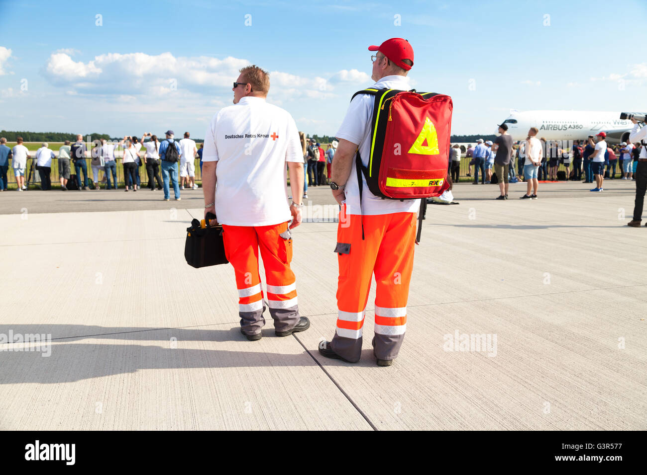 Ambulance germany berlin hi-res stock photography and images - Alamy
