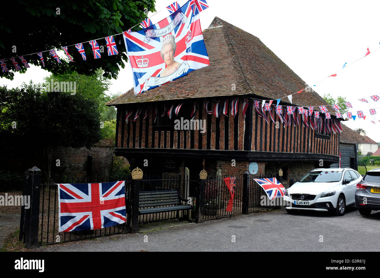 sturry town hall fordwich with celebration bunting for the queens ...