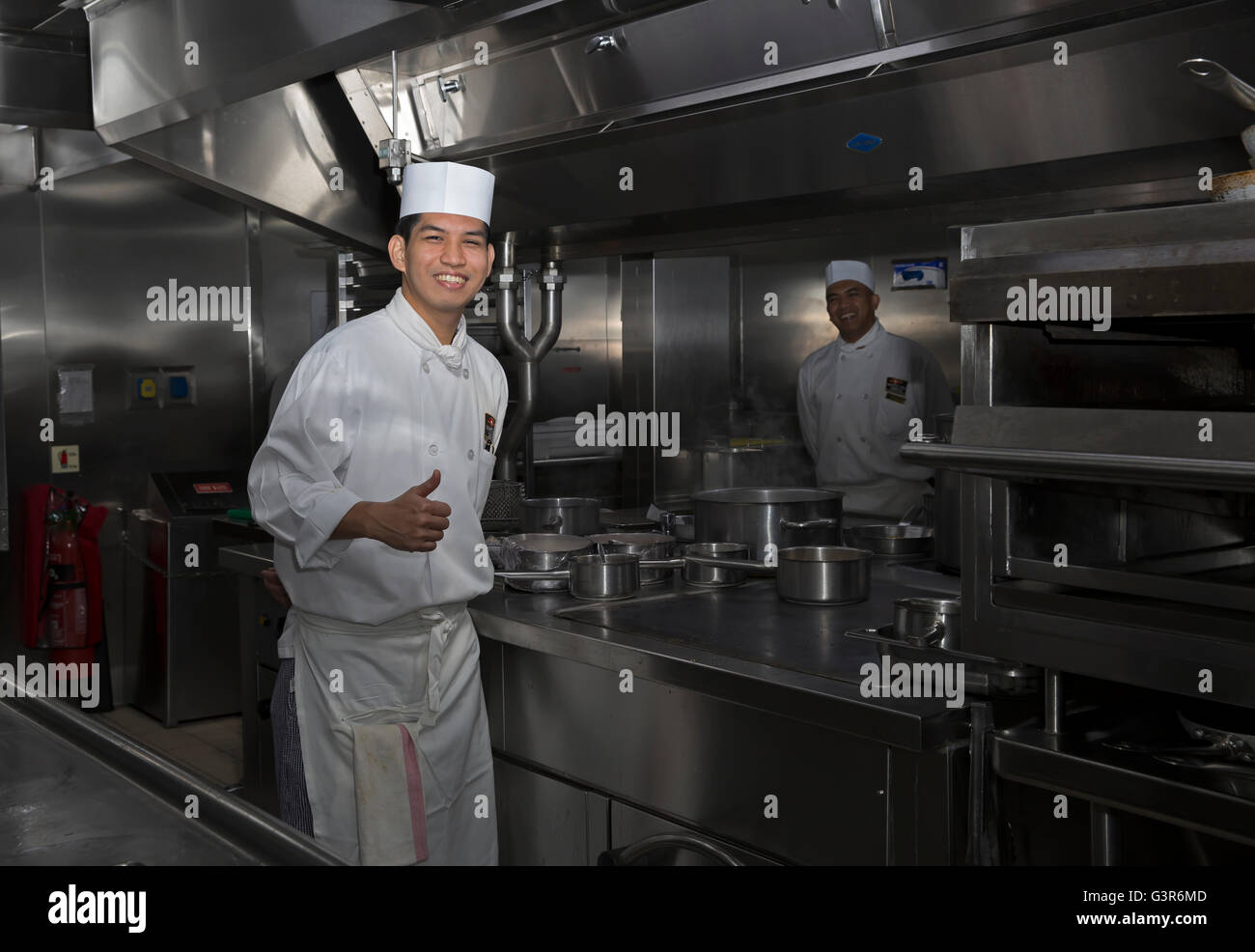Cruise ship chef uniform hi-res stock photography and images - Alamy