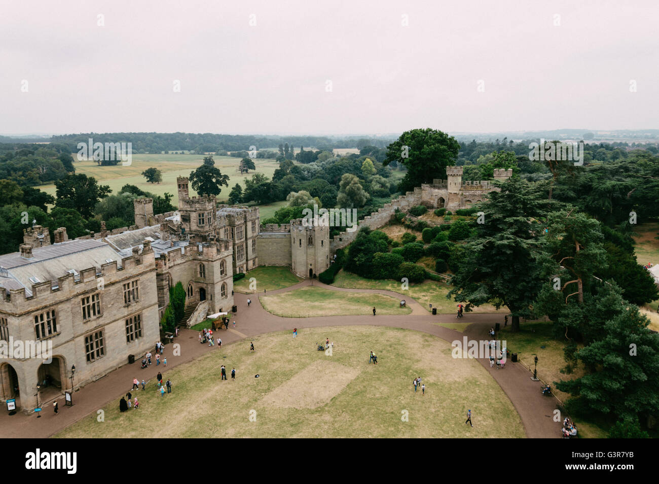 High medieval castle 11th century hi-res stock photography and images ...