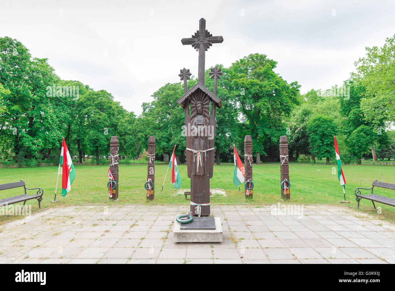 Budapest cemetery, monument dedicated to the participants in the 1956 ...