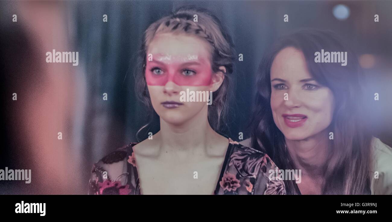 Jem and holograms cartoon hi-res stock photography and images - Alamy