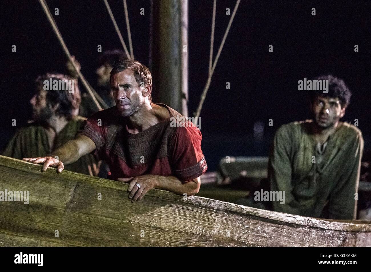 Risen 2016 fiennes hi-res stock photography and images - Alamy