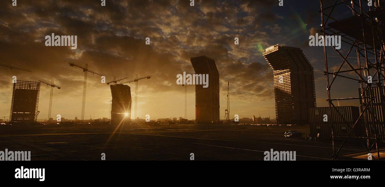 High-rise Year : 2015 UK Director : Ben Wheatley Stock Photo - Alamy